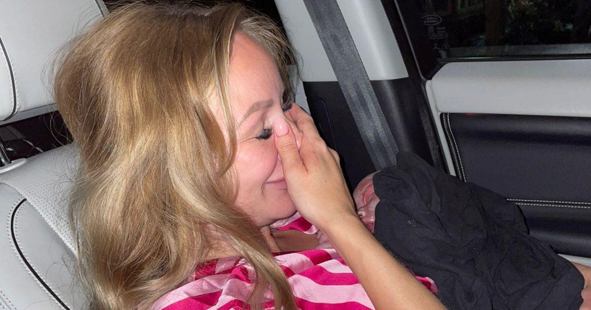 Mum gave birth in car and left interior 'looking like crime scene ...