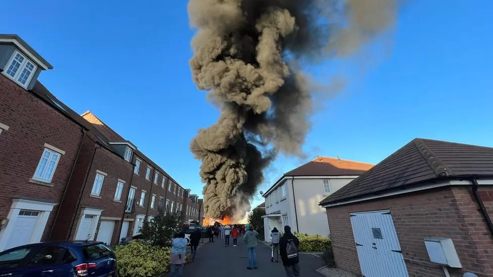 Newark: Investigation into large industrial waste fire - London Daily