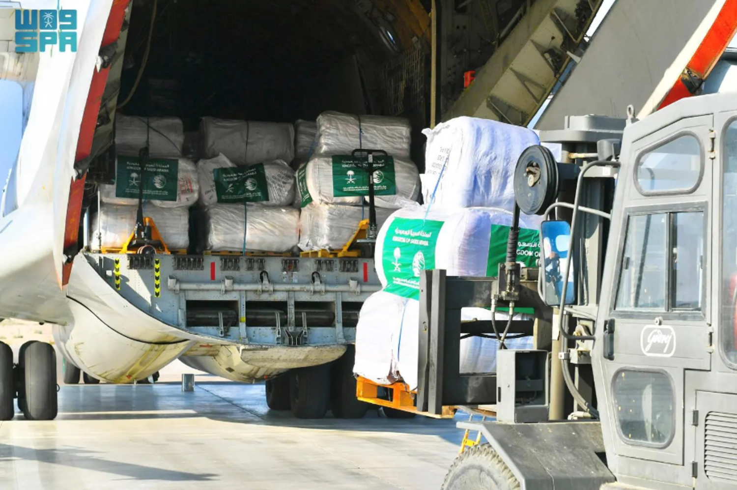 Saudi Humanitarian Aid Lands in Egypt for Gaza - Saudi Press