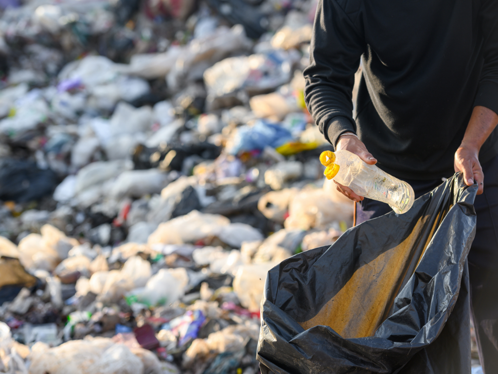 Saudi Arabia Unveils Ambitious 2024 Plan to Achieve 95% Waste Recycling ...