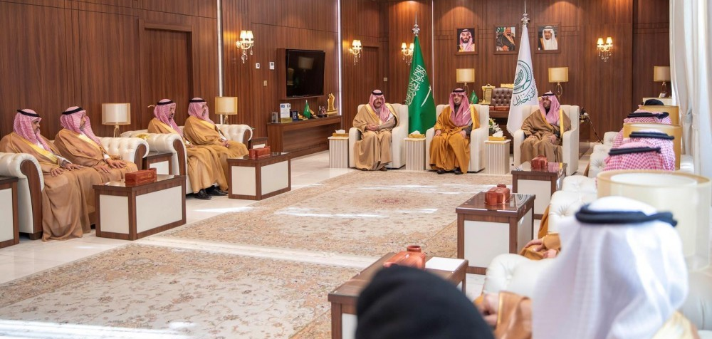 Prince Abdulaziz bin Saud Arrives in Hail and Reviews Several ...