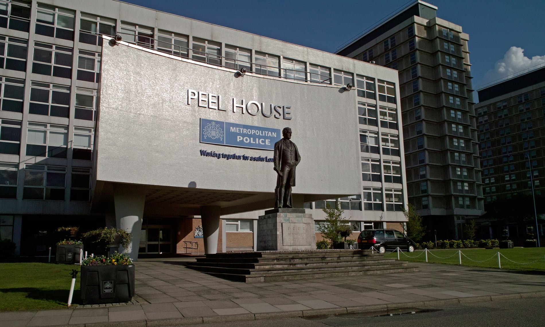 Police Trainer's Suicide Linked to Employer's Actions - London Daily