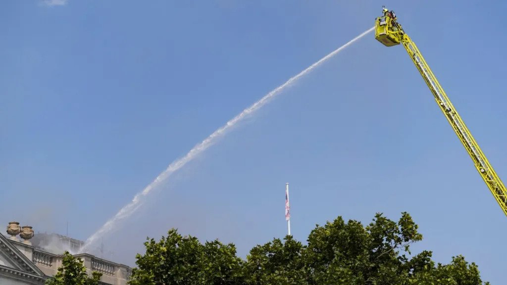 Somerset House Fire Contained: No Artwork Damaged - London Daily