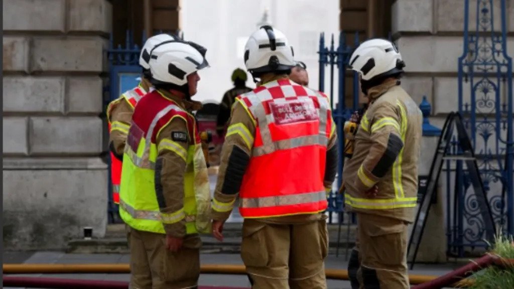 Somerset House Fire Contained: No Artwork Damaged - London Daily