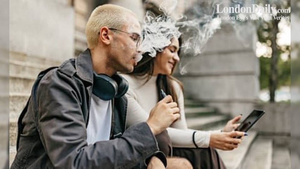 Rise in Vaping Among Non-Smokers in England - London Daily