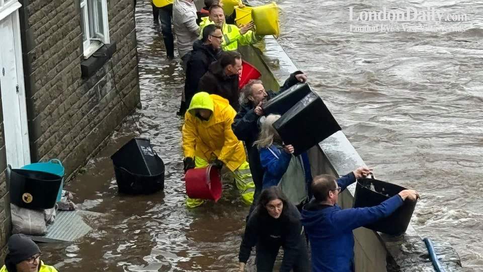 Storm Bert Brings Flooding and Disruption Across the UK - London Daily