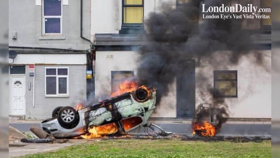 UK Towns with 'Torn Social Fabric' Linked to Summer Riots: New Report ...