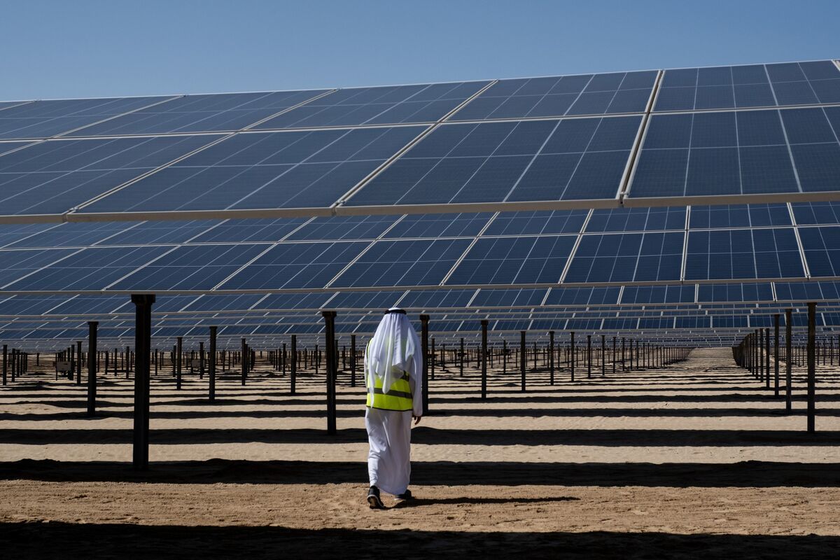UAE Launches World's Largest Integrated Solar & Battery Storage Project ...
