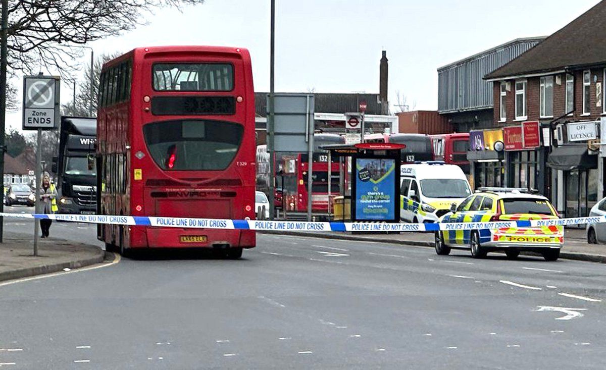 Metropolitan Police Officer Injured in Foot Chase Incident in Southeast ...