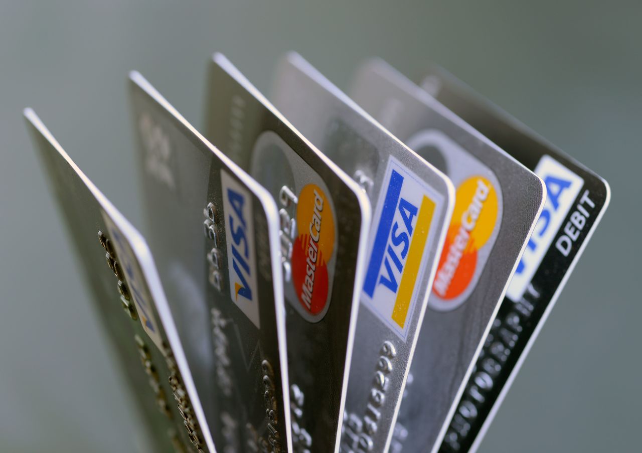 UK Government Freezes Civil Service Credit Cards Amid Rising ...