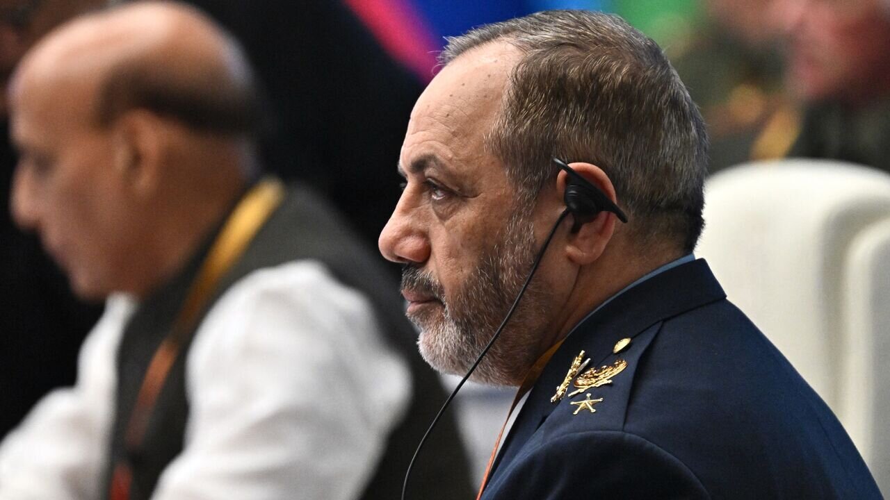 Iranian Defense Chief Visits Turkey to Strengthen Military Ties - Arab ...