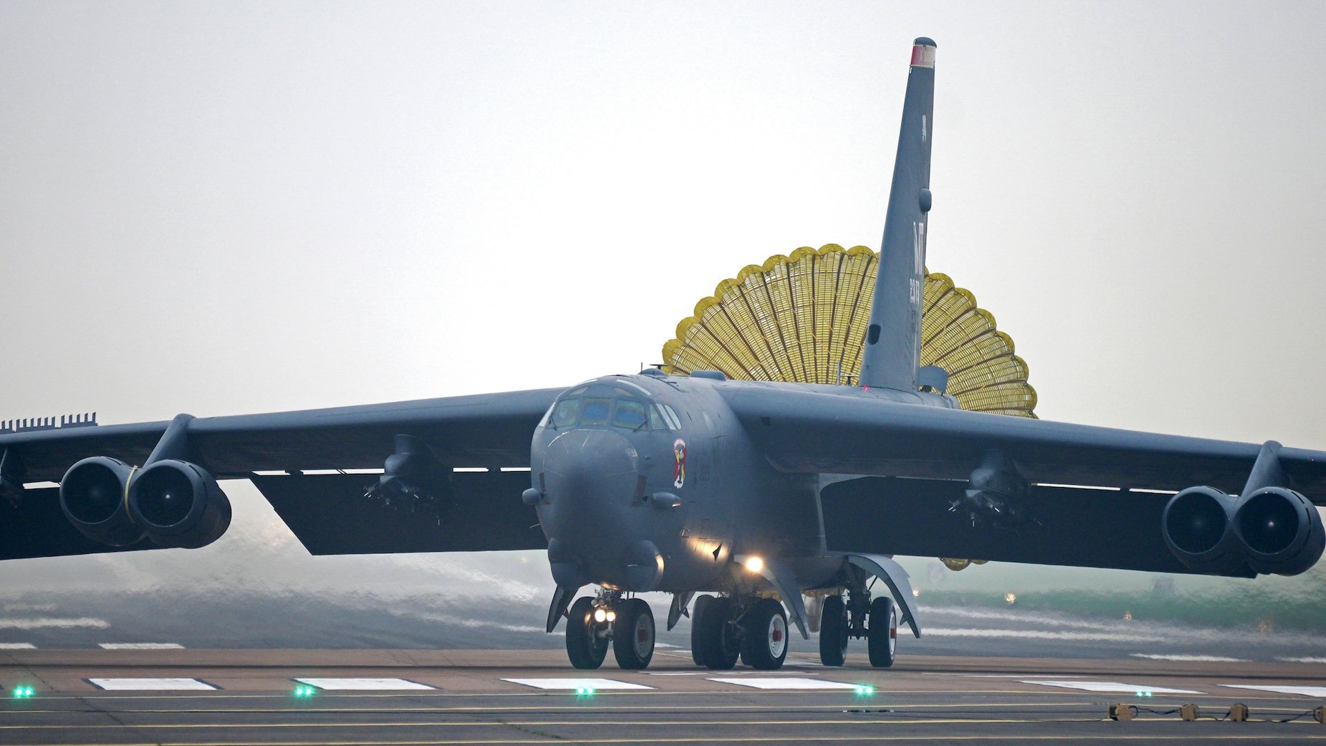 Three US Strategic Bombers Arrive at RAF Fairford as Iran Conflict ...